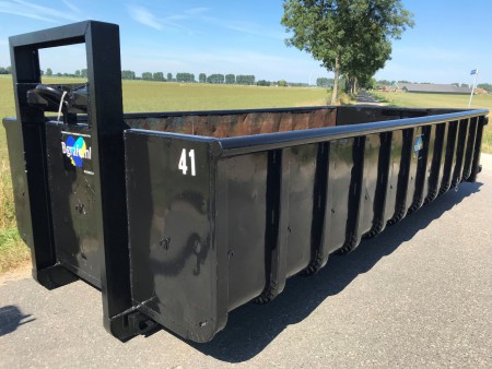 13 kuub container- 14 Kuub Container - Metaal.jpg :: B.Gräfe